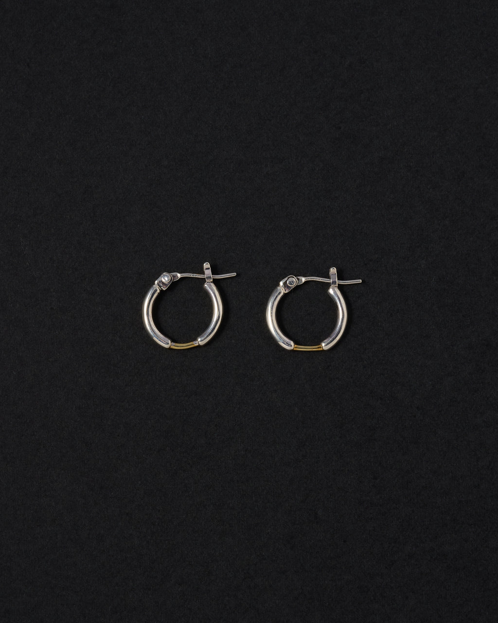 Bi-color Pipe Earrings – Valentine